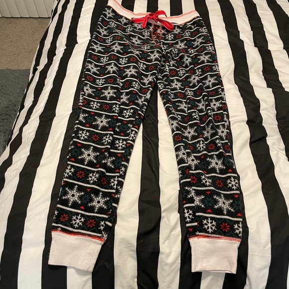 Intimates & Sleepwear | Snowflake Winter Xmas Pajamas Pants Small ...